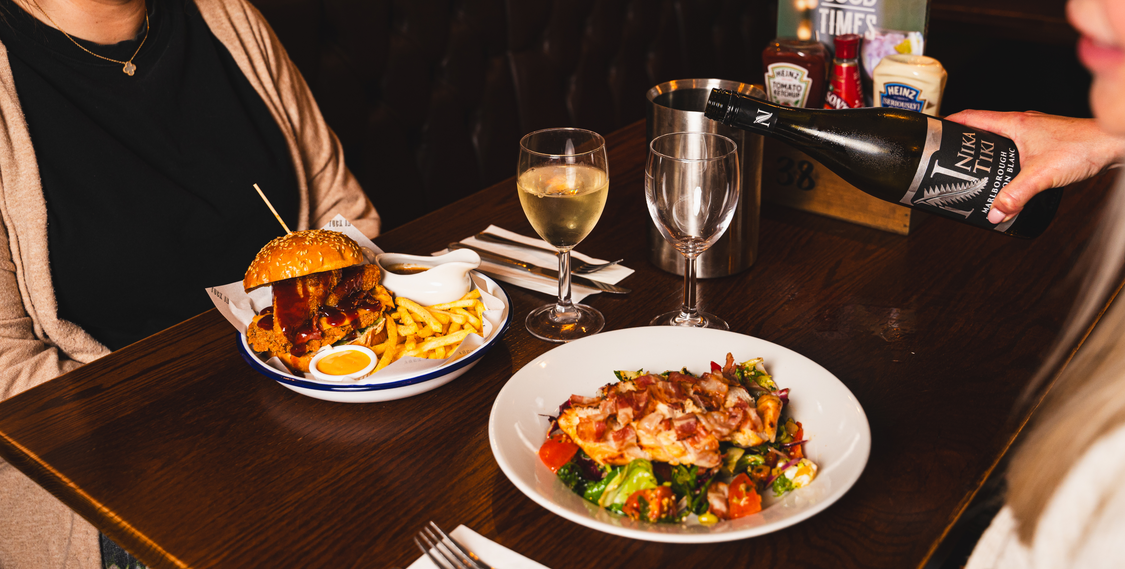 The White Hart in Newmarket - Pub & Restaurant