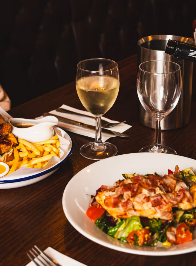 The White Hart in Newmarket - Pub & Restaurant